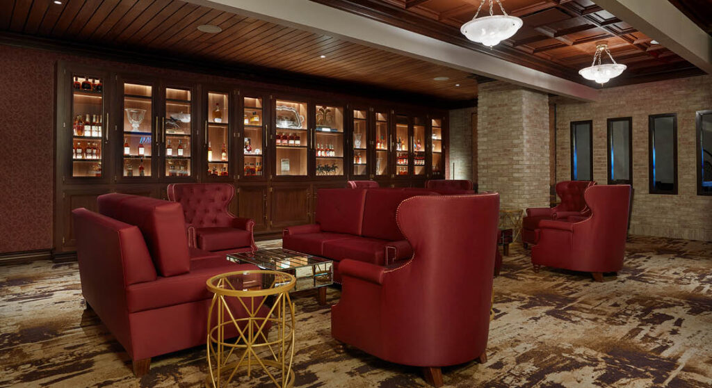 Trophy Bar Bourbon & Cigars - Derby City Downtown